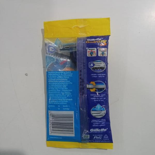 Buy Gillette Guard 3 Razor 1's Online at Discounted Price | Netmeds
